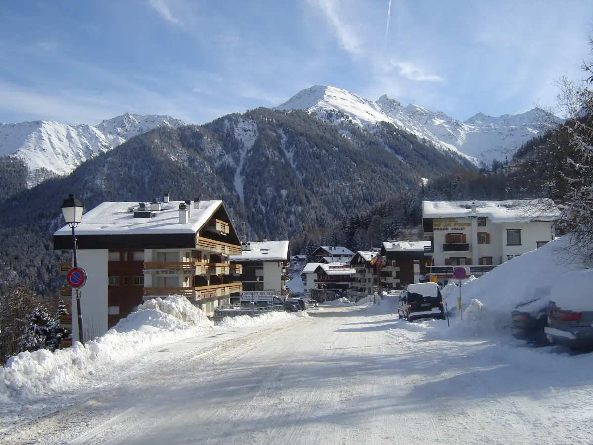 Les Villages · Riddes